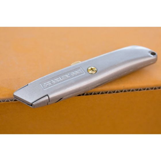 Stanley 99E Retractable Blade Knife | CMT Group